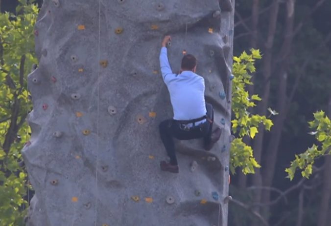 Frame-by-frame analysis of Rob Key on a climbing wall